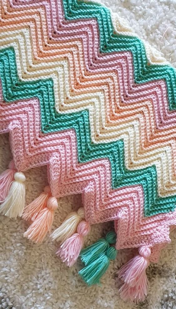 Zig Zag Stitch Crochet Blanket: A Complete Guide with Free Pattern ...